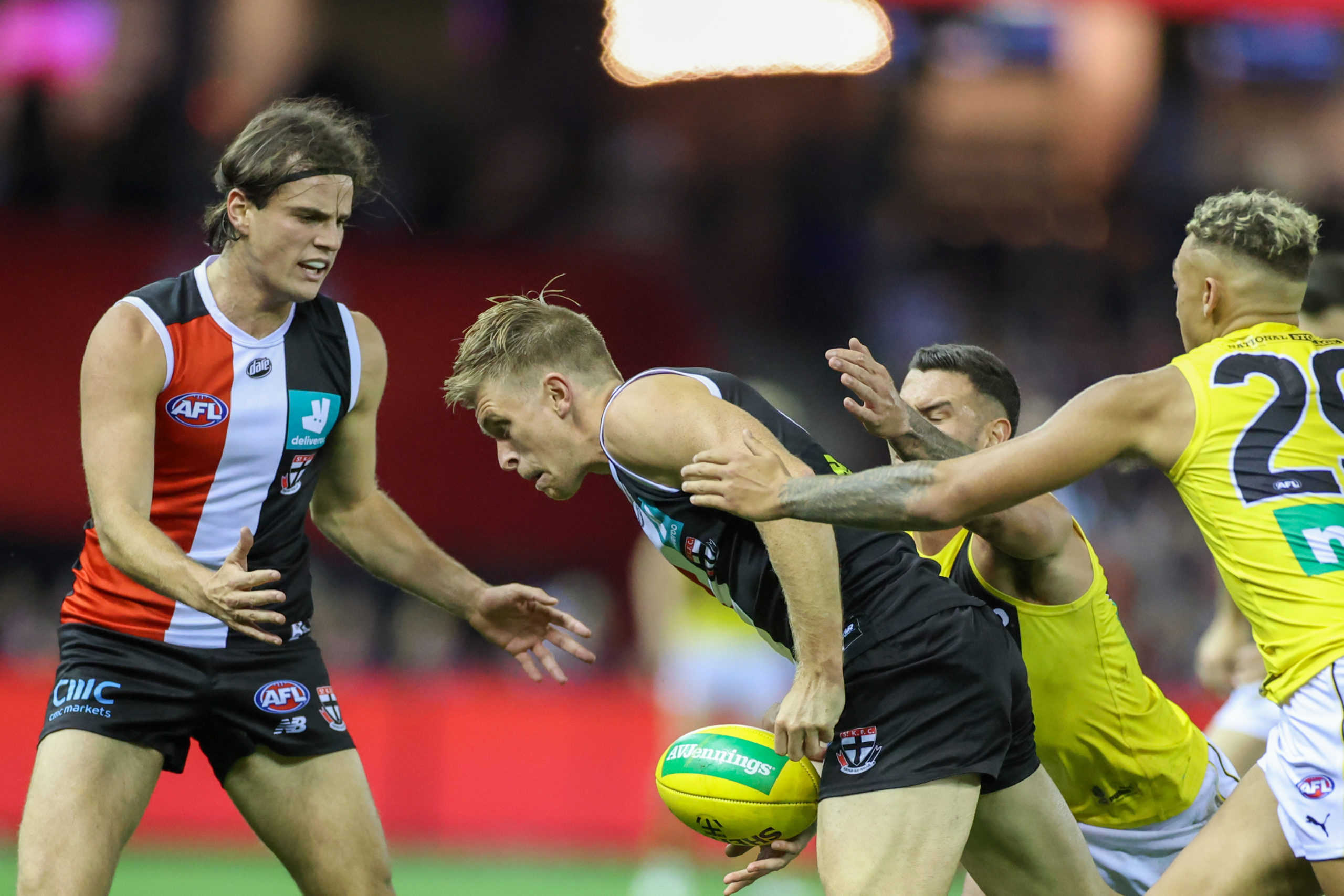 Colac lands former Saint as co-coach - K ROCK 95.5