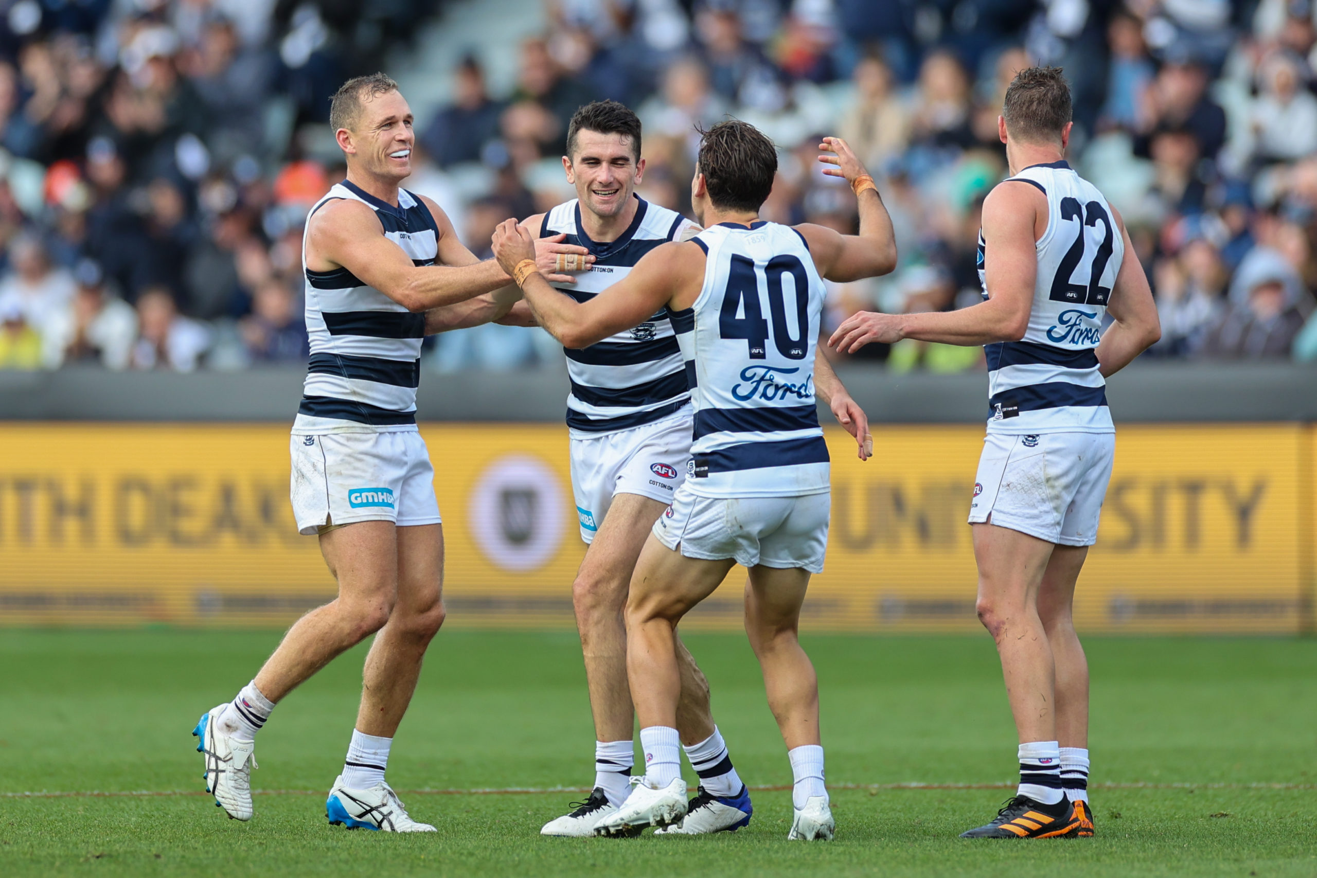 Quality Cats in VFL hit out - K ROCK 95.5