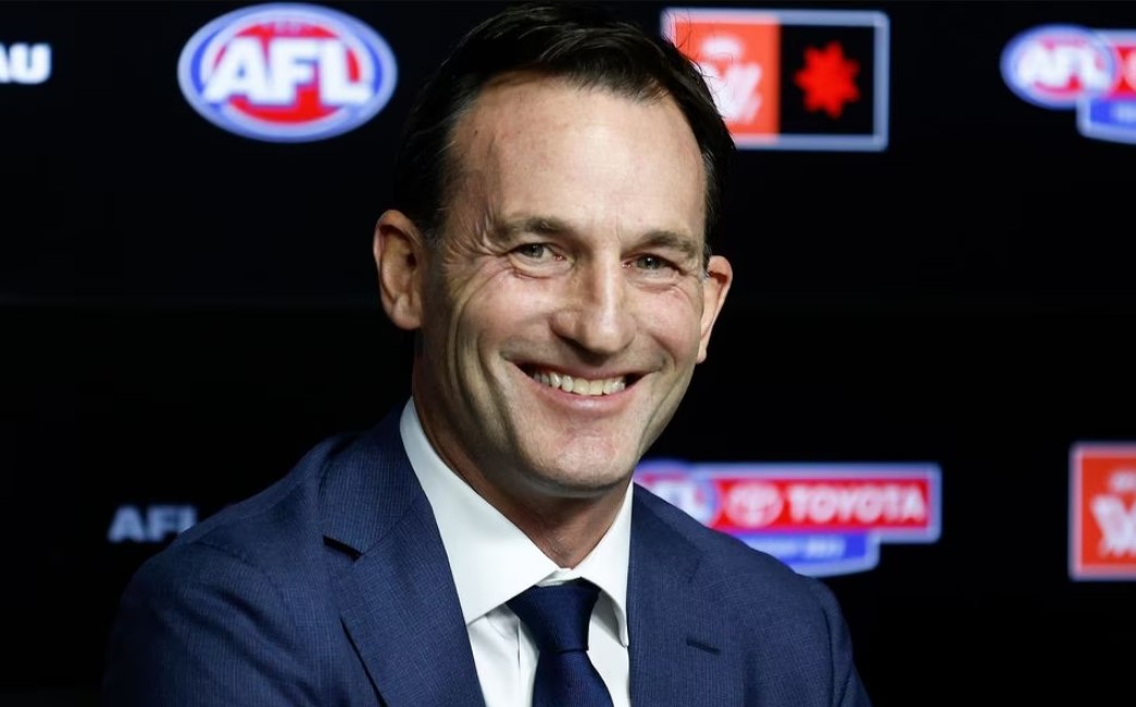 AFL insist Andrew Dillon the ‘standout’ to be next CEO - K ROCK 95.5 AFL insist Andrew Dillon the ‘standout’ to be next CEO - K ROCK 95.5