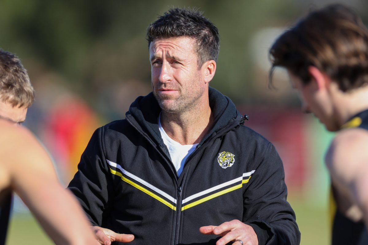 Tigers overcome injuries to take down Roos - K ROCK 95.5