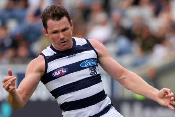 Dangerfield backs YES vote: “it’s time” - K ROCK 95.5