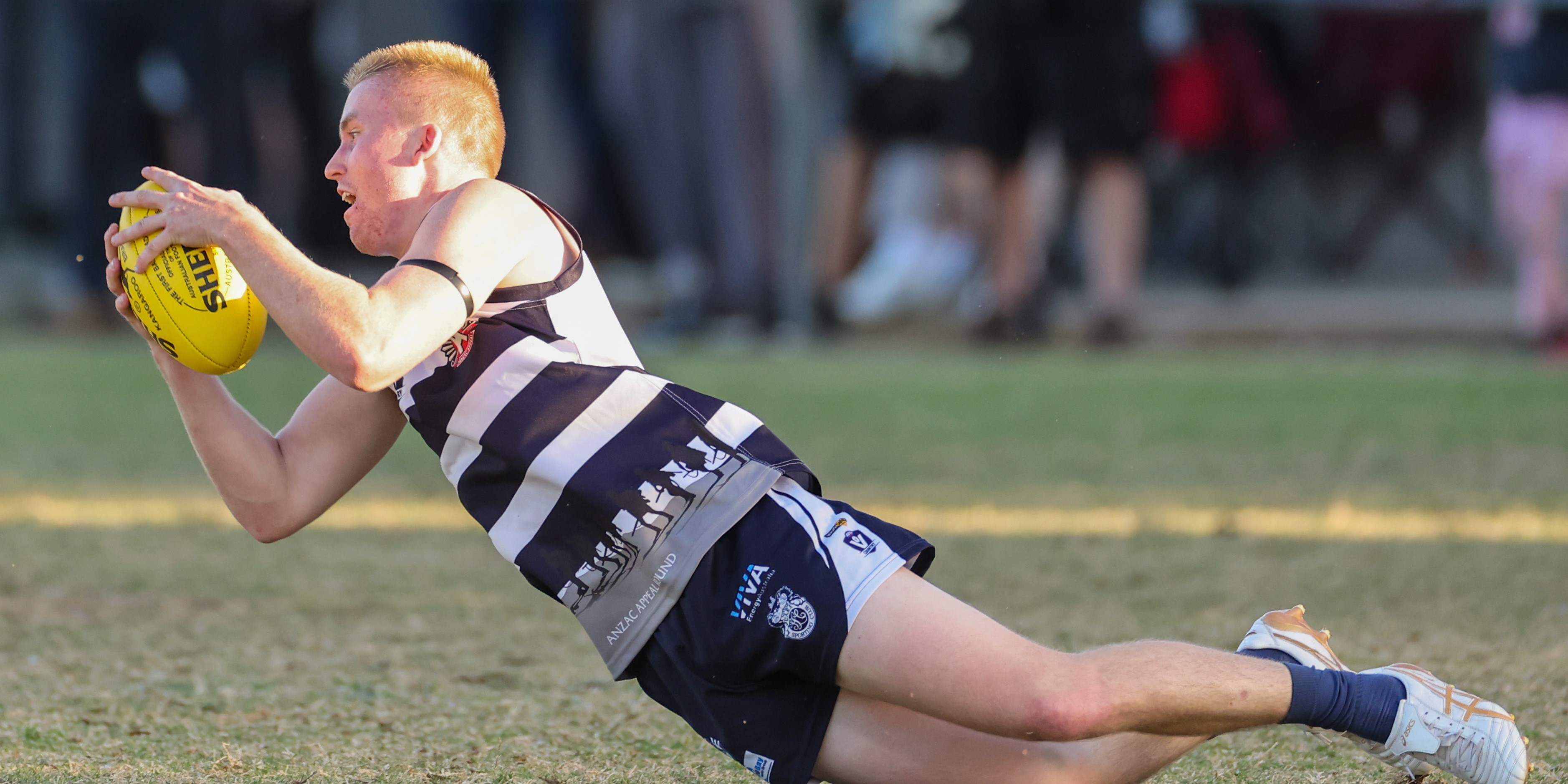 Lara keen to keep McKenzie - K ROCK 95.5