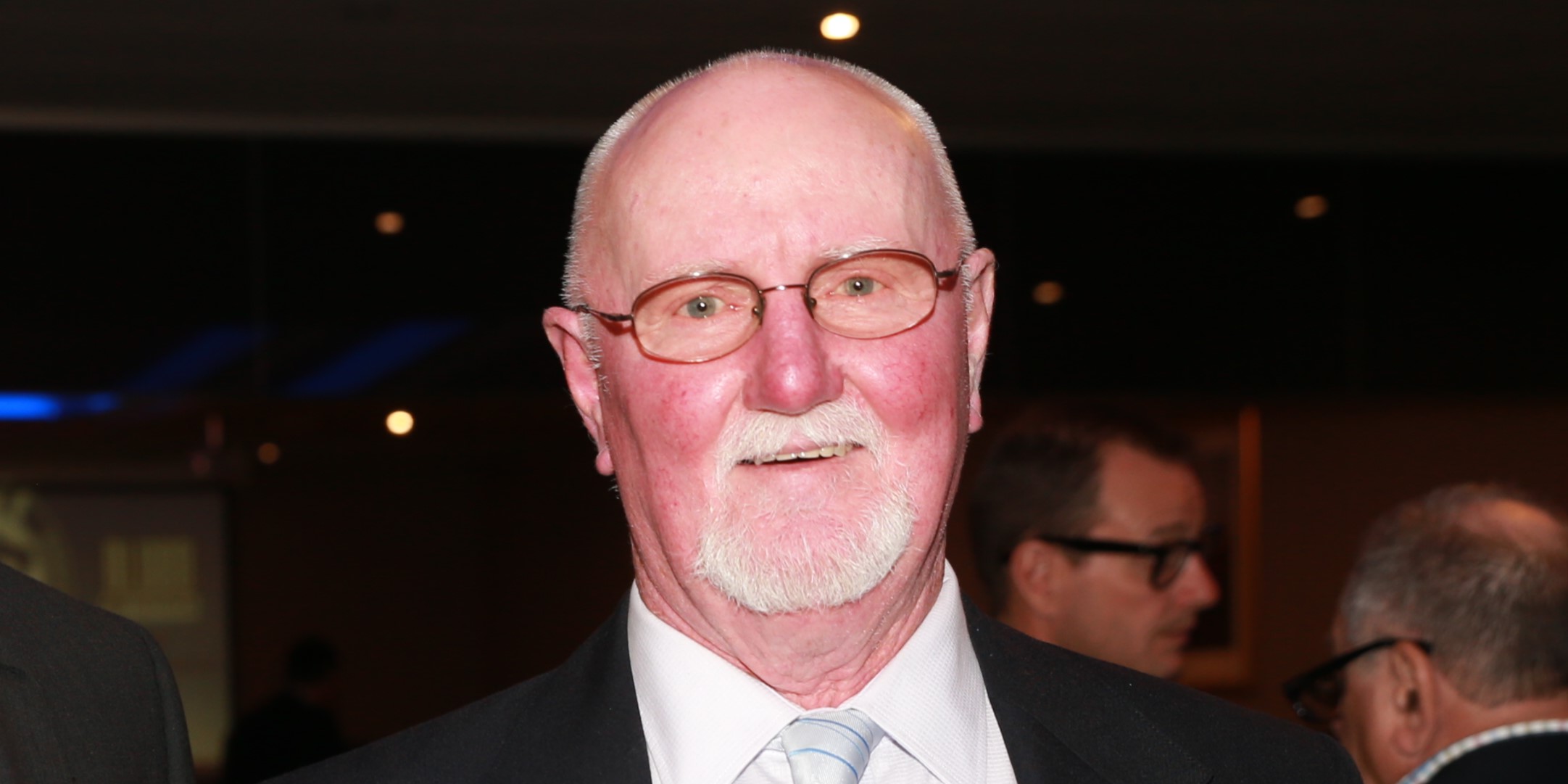 Clash to honour Kelly - K ROCK 95.5