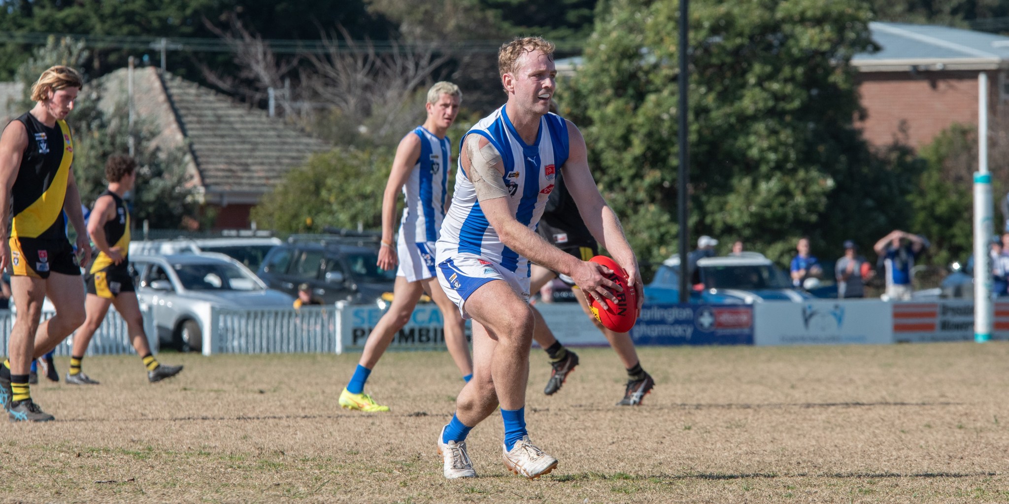 Roos bound into grand final - K ROCK 95.5