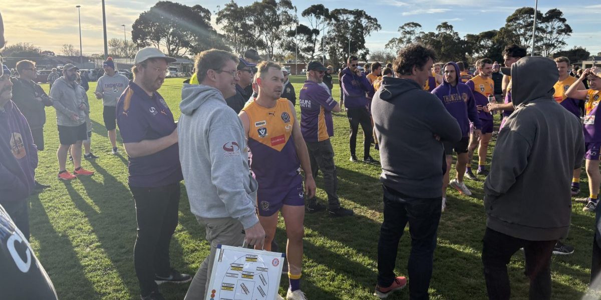 Smith helps get Thomson back on track - K ROCK 95.5